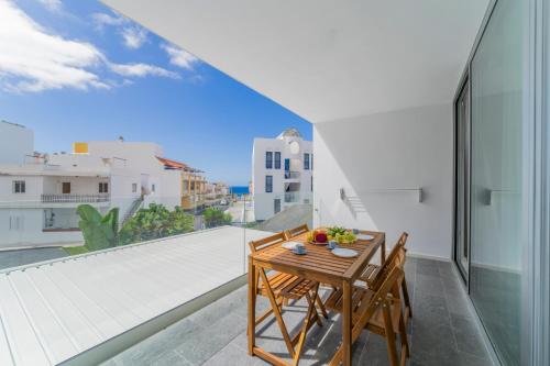 Chl Naos Del Mar, Seaside Apartment And Pool - Los Llanos de Aridane