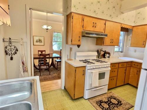 Historic Mcdowell House Antique Charm By Hospital - Billings, MT