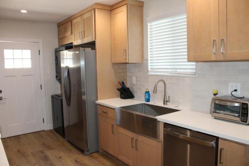 Newly Renovated La Habra 3bed 2 Bath - Whittier, CA