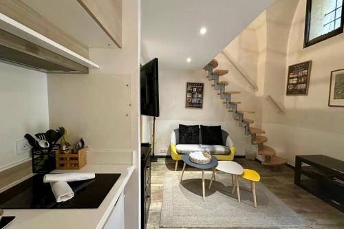 Charming Little Duplex Historic Center! - Musée Fabre
