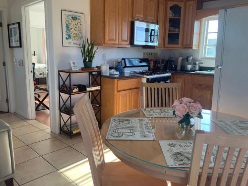 8670 San Carlos - South Gate Ca - The Best 2 Rooms - 노워크