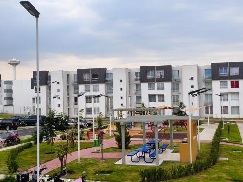 Departamento De Lujo Amueblado Para 4 Personas - Ecatepec de Morelos