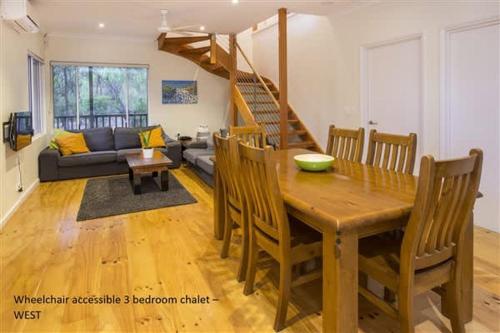 Sea Breeze West Chalet Yallingup - Dunsborough