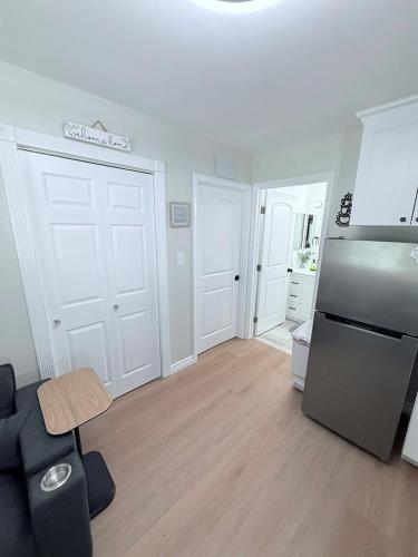 Private 1br 1ba Suite, Kitchen, Fireplace, Parking - Simi Valley, CA