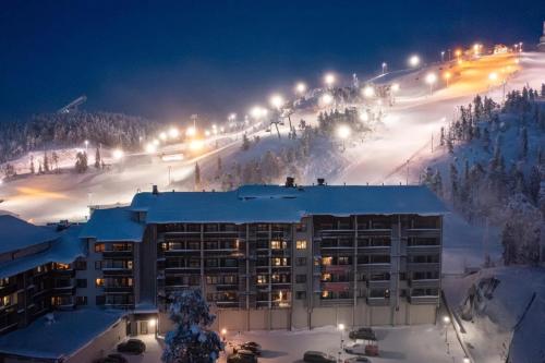 Free Slalomski Ticket, 1 Pcs, Rukastara Ski-in Ski-out, Centrum Location - Ruka