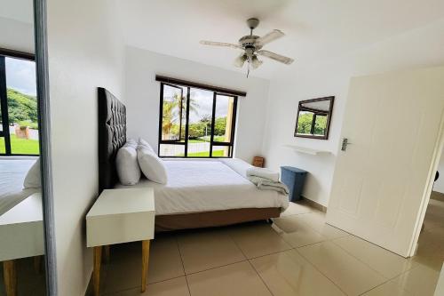 Tranquil Shores Modern 1br Wifi Pool Beach - Richards Bay