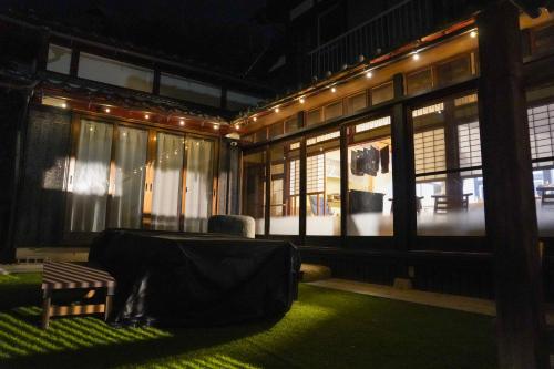 和風グランピング Lys Aiba House 一 わんちゃんと泊まれる一棟貸古民家一Japanese Style Glamping Dog Friendly Private Villa - Shiga