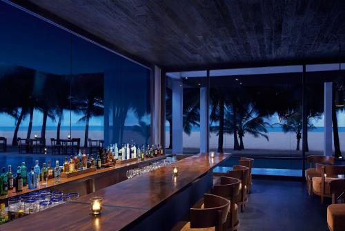 11 Best Hotels in Negombo, Sri Lanka