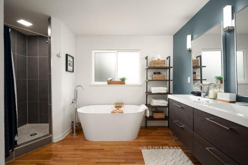 Luxury 3b-3b- Hot Tub, Sauna, Personal Gym - Littleton, CO