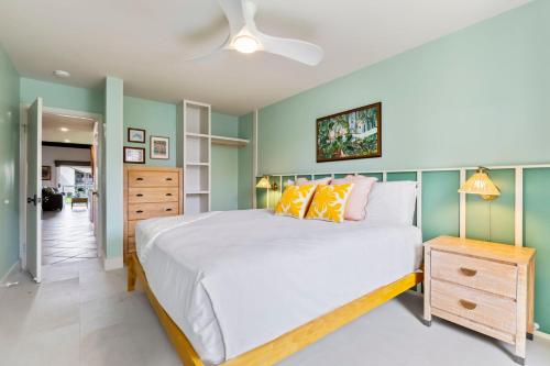 Modern 3-bedroom Condo Near Kamaole Iii Beach With Ocean Views - Maui