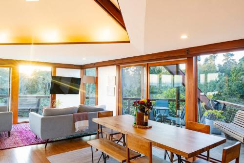 Peaceful Treehouse With Ocean View - Capitola, CA
