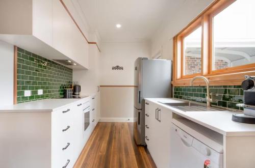 History Meets Luxury - Meet Wahroonga! - Launceston