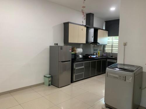 Js Homestay - Batu Pahat