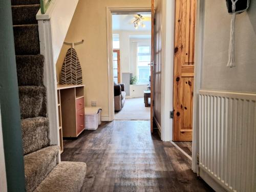 Family-ready Home With Free Parking - Hull