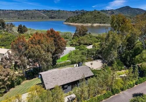 Lake Hodges View, Large Deck, Minutes To Legoland - Escondido, CA