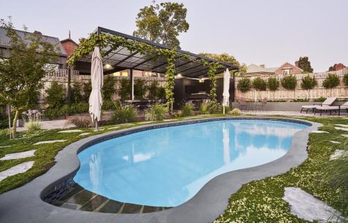 Belgravia Residence Rooftop Pool Oasis - Bendigo