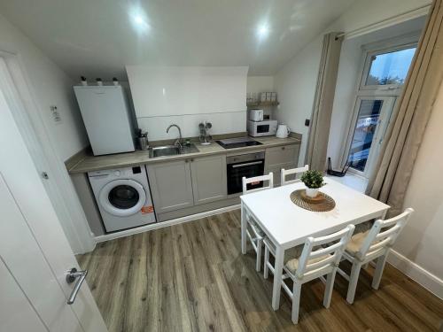 Cinema Room Apartment 1 - Basildon