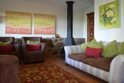 Dullstroom Artist Cottages - Dullstroom