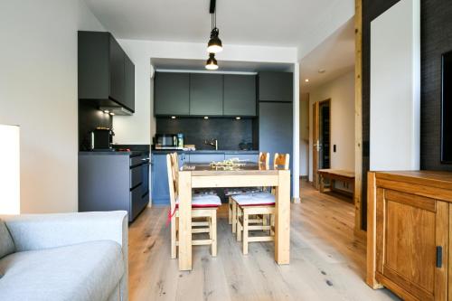 Les Chalets de L'Aiguille C103 - Location saisonnière, 1390 route de samance, 74450 Le Grand ...