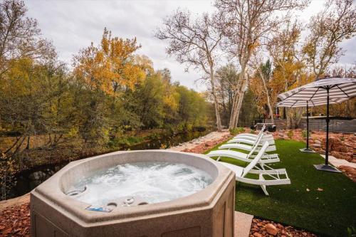 15 Creekside Retreat - Oak Creek Canyon, AZ