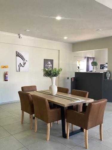 63 Lodging Villa - Rustenburg