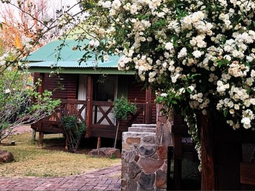 Cinnamon & Sage Country Cabins - Dullstroom
