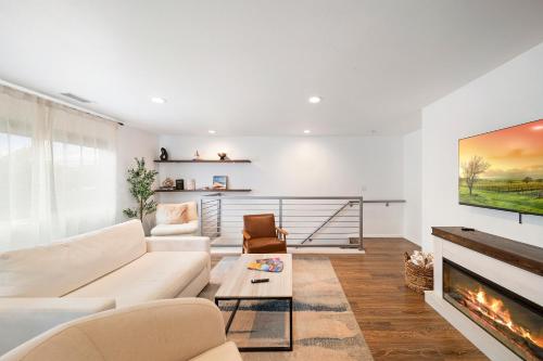 Bay Breeze Hideaway - Redondo Beach, CA