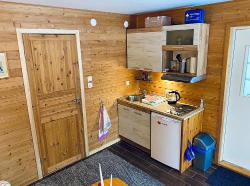 Cozy Garden House With A Sauna - Tallinn