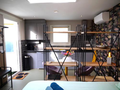 Sfeervol Guesthouse, Prive Tuin En Free Parking - Rotterdam