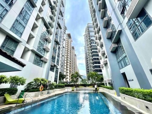 The Viceroy Tower Staycation At Mckinley Hills Taguig - Taguig
