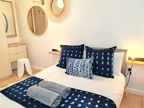 Wavescapes Sea Salt Stay, Muizenberg from $28 - Book Now