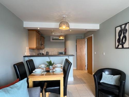 Deluxe Seaside Flat Easy Access - Westward Ho!