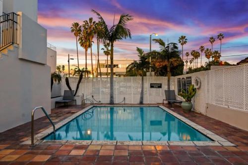 Charming Modern Apartment In Santa Monica - Santa Monica, CA