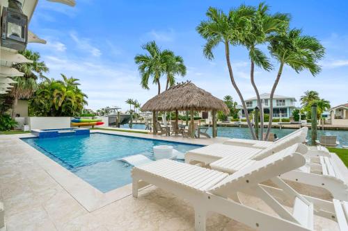 From $67 - Deep Blue Waterfront Gem Pool Kayaks Dock, Crawl Key Number ...