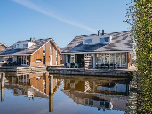 Apartment In Waterpark With Private Jetty - Uitgeest