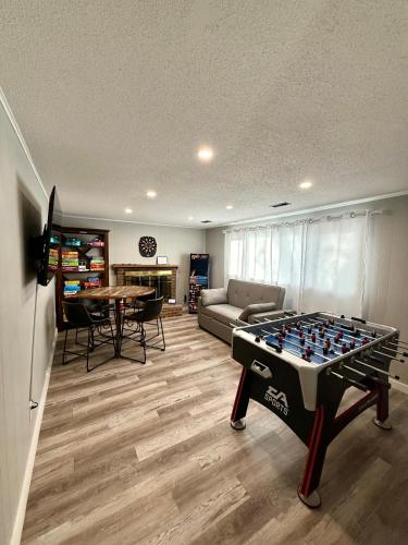 4 Bedrooms And 5 Beds With Game Room Only 5 Min Drive To College And Perfect For Family's - Boulder, CO