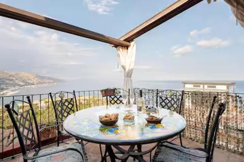 Dimora Disiu - Jacuzzi & Sea View - 4 Minuti A Piedi Dal Centro - Taormina