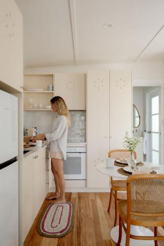 The Bunkie @ Ethel & Odes - Bundeena