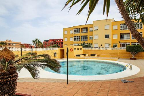 Cozy Apartment Near The Sea With Private Parking - El Médano