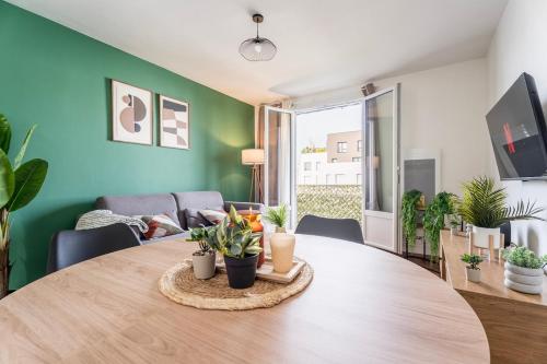 Le Verdoyant Netflix Grand Balcon Padel - Villeurbanne