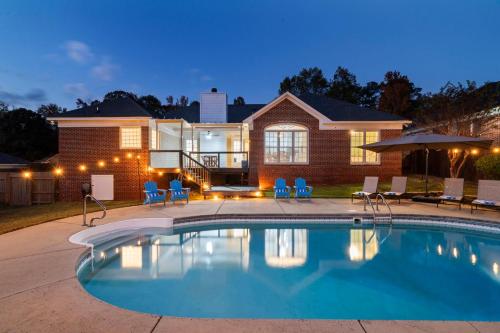 The Southern Haven Pool Retreat Near Fort Moore - Lake Harding