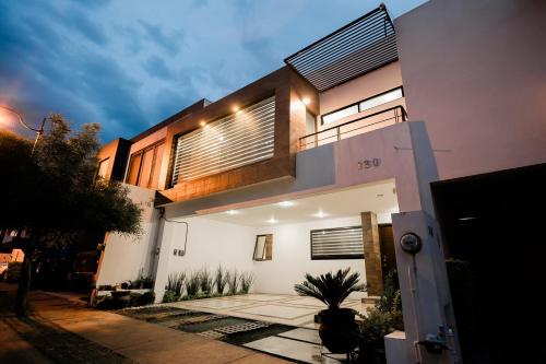 Residencia Privada En Leon - León