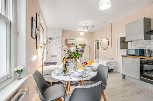 Westminster Flat - 5 Min Walk To Victoria Station - Belgravia - London