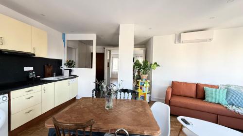 Dijon Centre Climatise 55 M Carre Avec Balcon - 迪戎