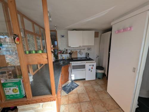 Maisonnette d'Eve - Location saisonnière, Bis Rue Maryse Bastié, 33700 ...