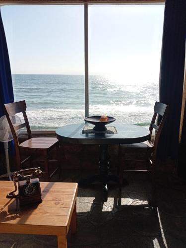 Pirate Retreat - Crashing Waves - Spectacular Sunsets - Baja California