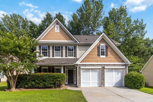 5-bed Gem Close To Duluth Fun Sleeps 16 - Duluth, GA