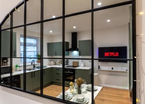 Shrubberies Suite - Derby