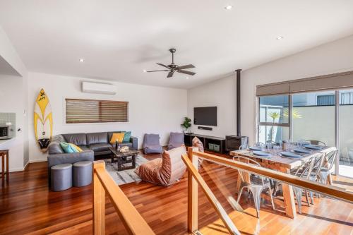 Stylish Townhouse With Ocean Glimpse In Torquay - Jan Juc