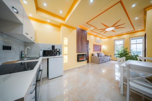 White House Apartman Miskolc, East Room - Miskolc